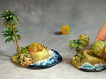 Dice Displays – Geeky Tendencies